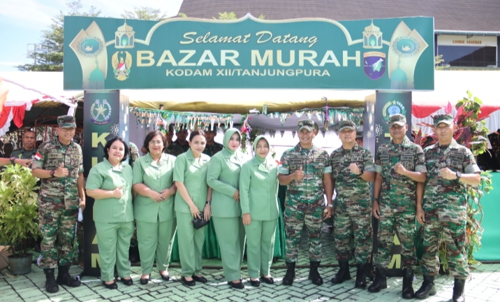 Bantu Prajurit dan Masyarakat Penuhi Kebutuhan Jelang Idul Fitri ... Bantu Prajurit dan Masyarakat Penuhi Kebutuhan Jelang Idul Fitri ...
